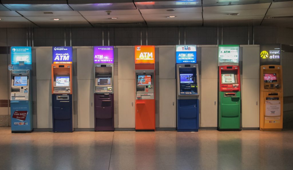 ตู้กดเงิน ATM แบบ White-Label อาจเป็นหนึ่งสัญญาณการปรับตัวของแบงก์ก่อน ...
