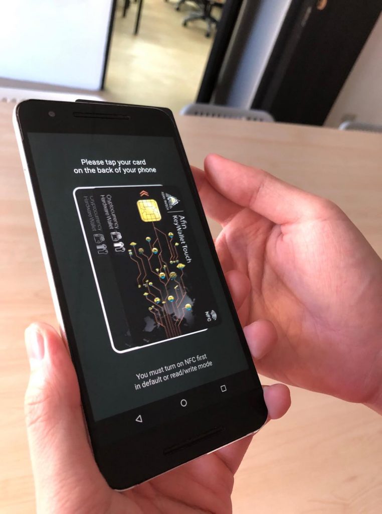 [รีวิว] Afin Keywallet การ์ดเก็บคริปโตแบบ Hardware ราคาย่อมเยาว์ที่ใช้ NFC เพื่อเชื่อมต่อกับมือ ...