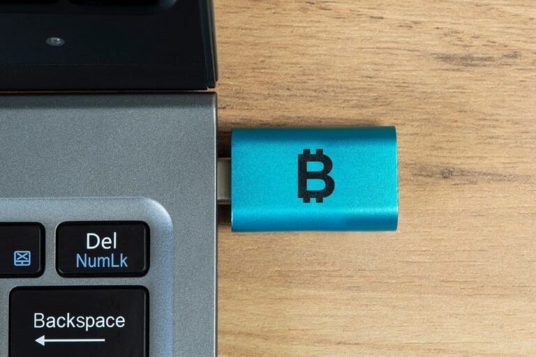 วิธีสร้างกระเป๋าเงิน Hardware Wallet ที่ปลอดภัยด้วย USB ของคุณ - Siam ...